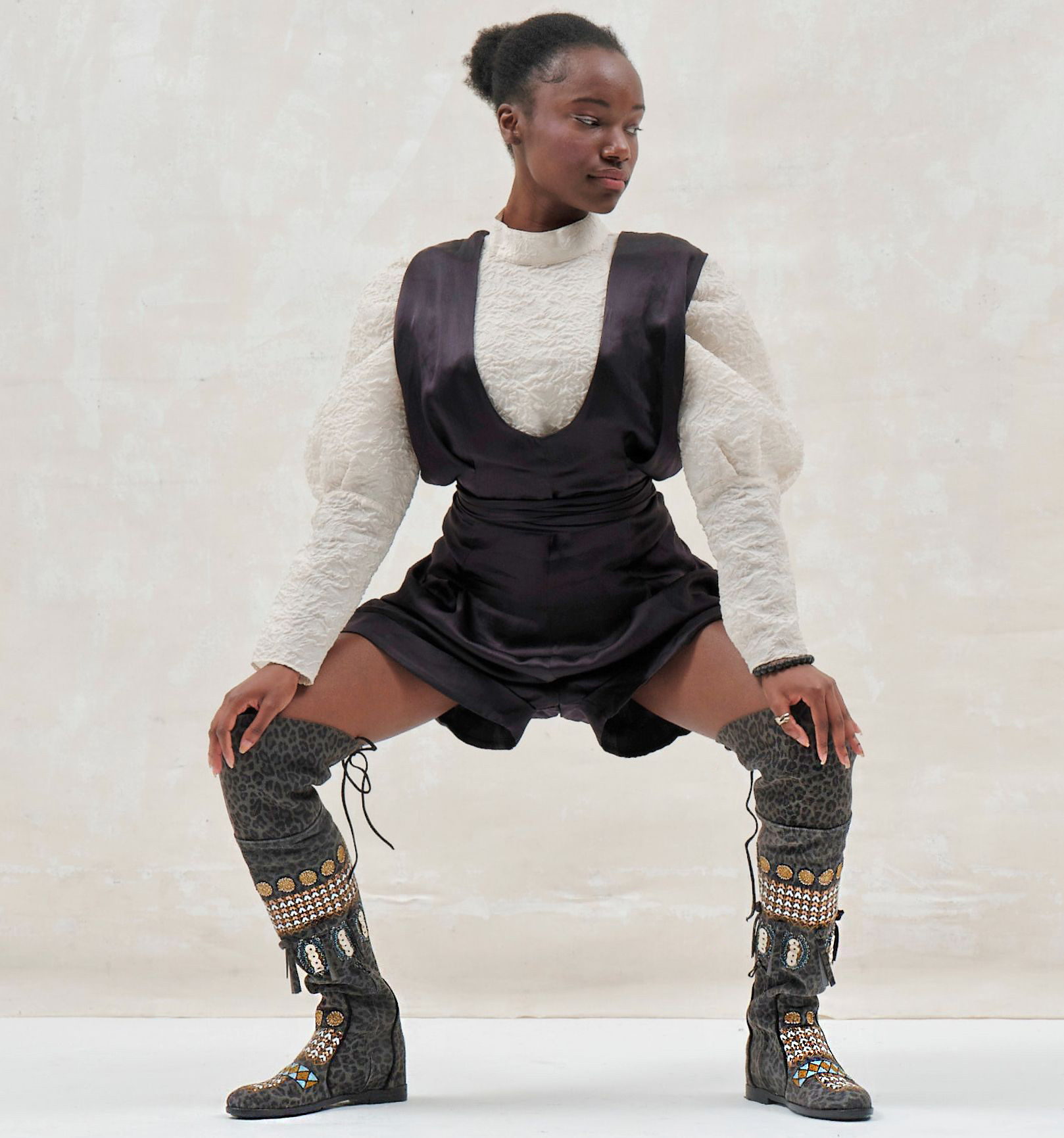 Meher Kakalia - Embroidered Designer Shoes